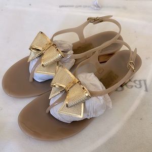 Best 25+ Deals for Salvatore Ferragamo Jelly Sandals | Poshmark